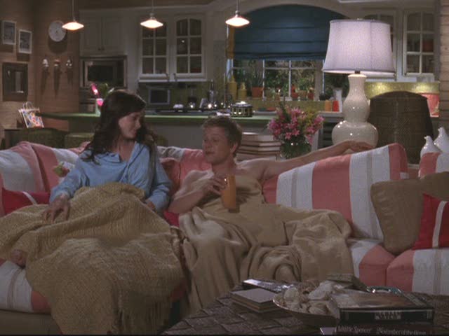 Rory's pool house 1 - Hooked on Houses